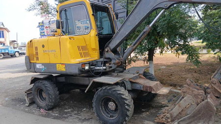 Ekskavator Mini Volvo sotiladi, 2000-yil Moto chas 23 000