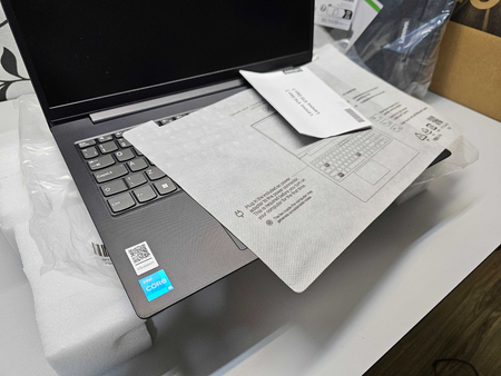 ПРОДАМ Lenovo V15G3 (2024) Ноутбук Core™ i5-1235U/8GB/256SSD/15.6