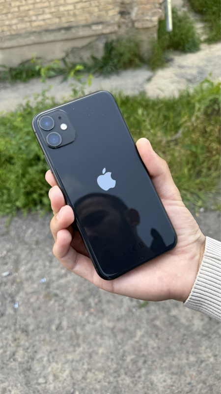 iPhone 11 с гарантей