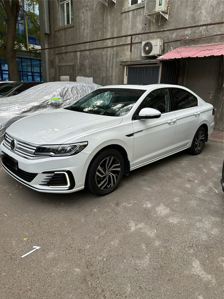 Продается Volkswagen e-bora