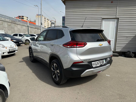 Продаю Tracker 2 Premier 2022