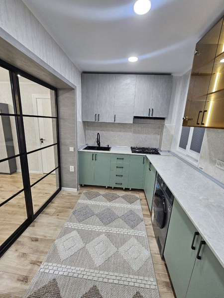 Продается 3в4. Кирпич. Балкон 2*4. Мебель и Техника