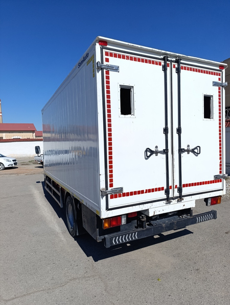 Isuzu tozasidan 2kurug yurgan radnoy