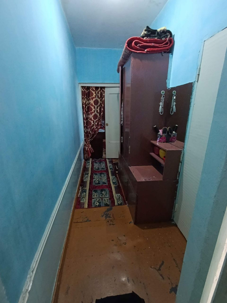 Продаётся 1 комнатная Сергели 2