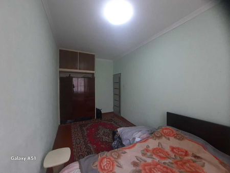 Продаётся  квартиры 2/2/4 на Юнусабадском районе 2-й кв (J2287)