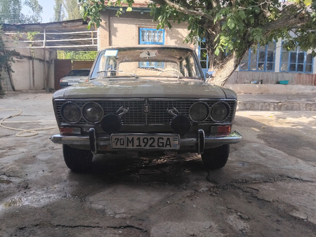 LADA ВАЗ 2103 sedan
