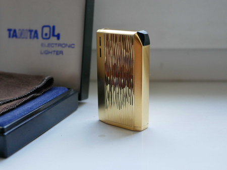 Tanita 04 Gold finish Японская зажигалка
