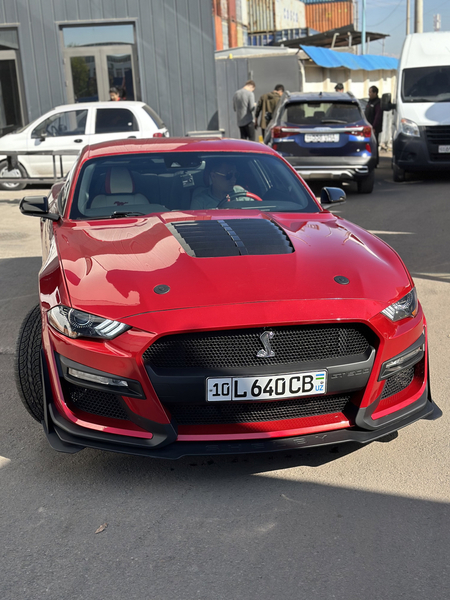Продается Ford Mustang GT