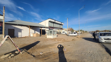 Srochno hovli sotiladi