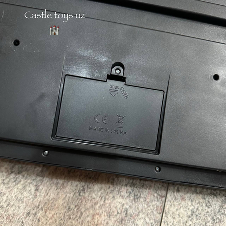 Детский синтезатор с микрофоном. 61 клавиша 3+ Castle toys uz