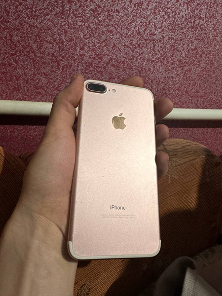 Iphone 7+.telefon norm