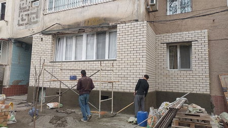 Кладка кирпича, Решотка, Казырёк