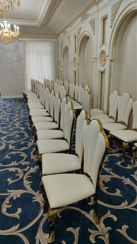 Прокат стульев.