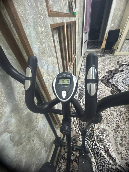 Velo trenajor sotiladi