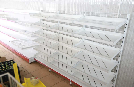 Торговые стеллажи для удобного размещения, демонстрации продукции