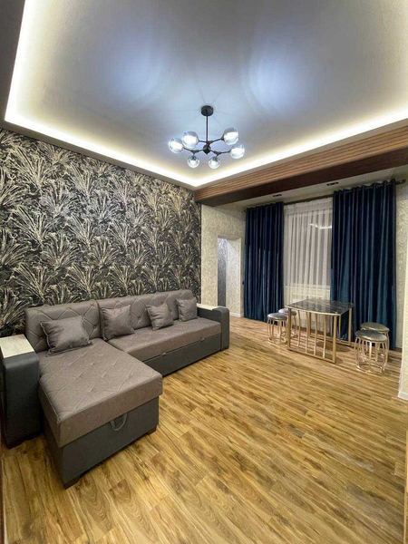 Продается квартира паркентский новостройка 3/2/7 кирпич 64м2