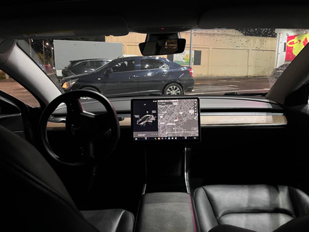 Srochno Tesla model 3 long range