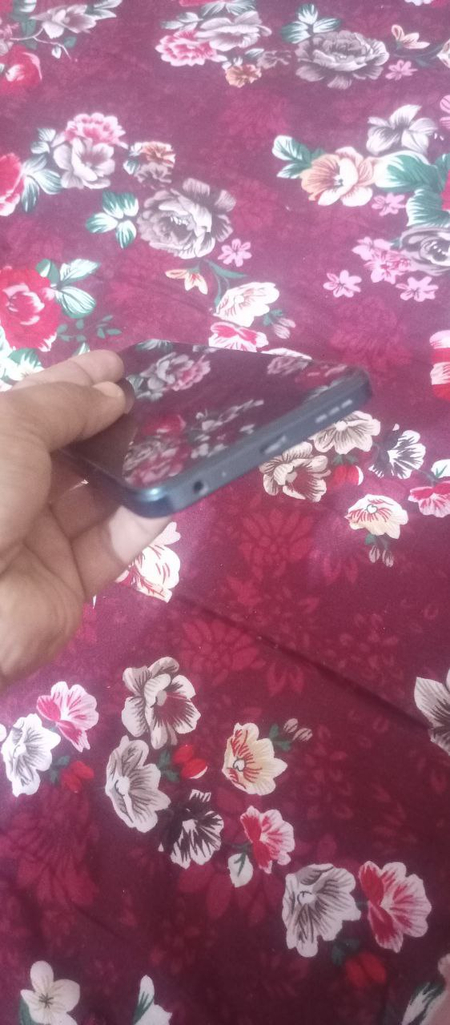 Infinix Hot 30Play sotiladi