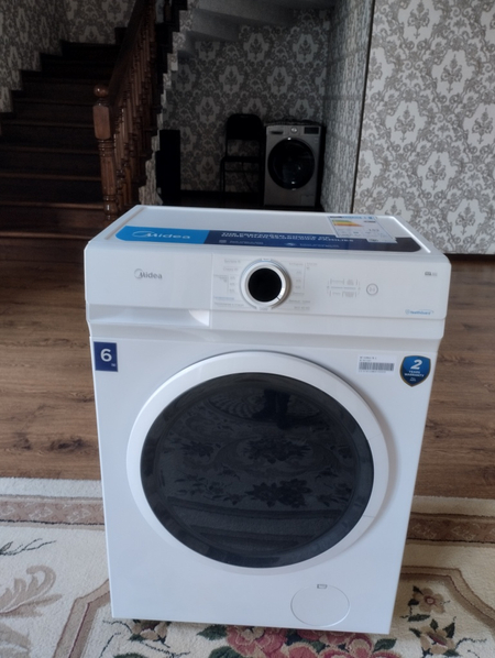 Продается стиральная машина Midea 6kg
