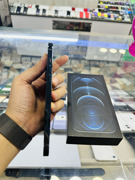 iPhone 12 Pro Max 128 gb blue
