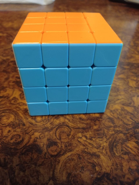 Kubik rubik sotiladi!!!