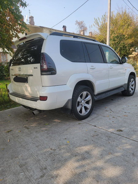 Prado 120 sotiladi