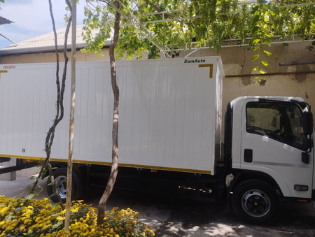 Isuzu CNJ 82l comfort