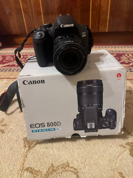 Fotoapparat Canon 800D