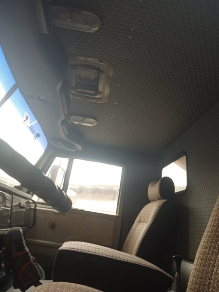 Kamaz samasval uzi ogdaruvchi noldan taxlangan