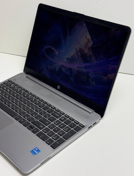 HP Core i5-1135G7 11- avlod. Dasturchilar uchun maxsus. B/u