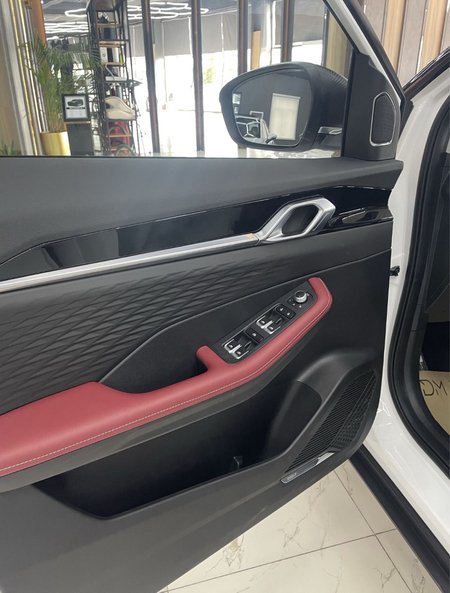 Geely coolray/ faqat naqd/ 2023/ schet spravka / 1kunda