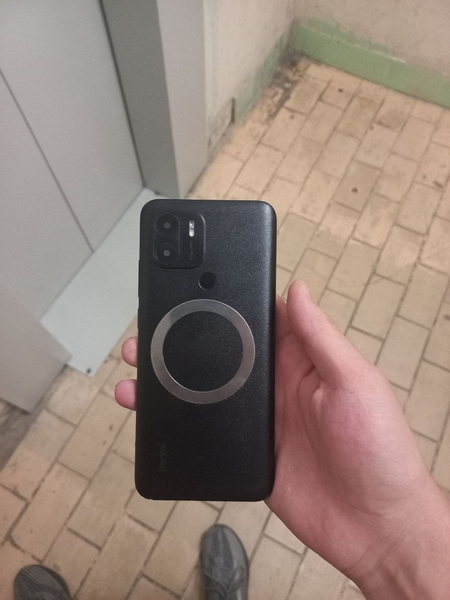 Redmi A2+ srochno sotiladi