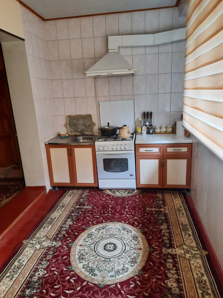 Kvartira arendaga grand mir gostinsani torisida 3 xona 2 etaj