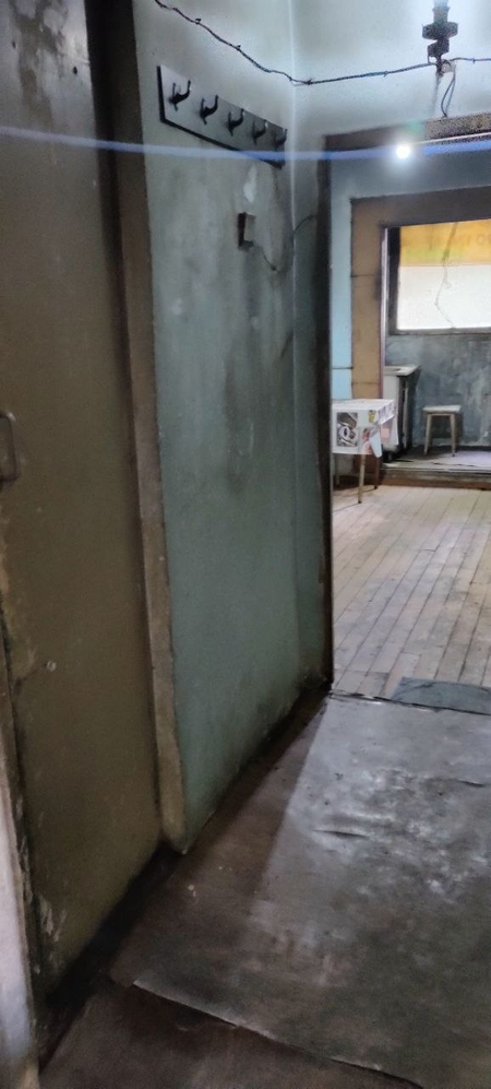 1/3/4  Ялангач Черданцево-2 (Буз-2) . Всё внутри. Бывшее общежитие.