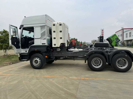Газовый тягач HOWO V7-X CNG T12.42-50, 420лс. Kredit/Lizing