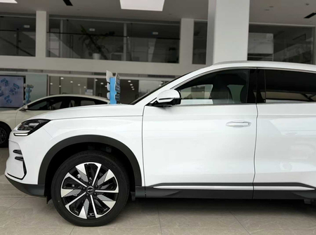 BYD song plus EV 650KM Flashship