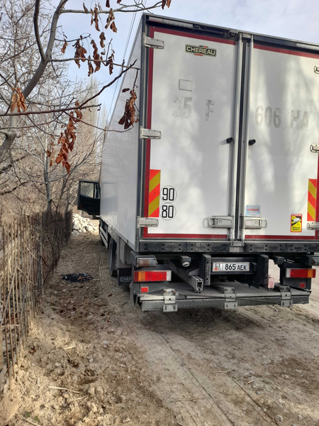 Iveco 330 zavod gaz