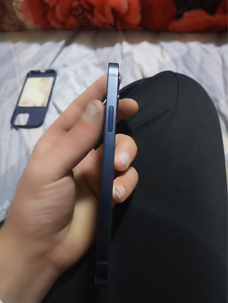 Iphone 12 64lik..