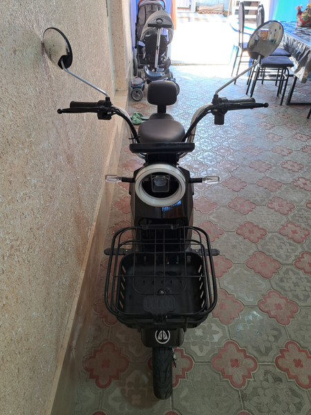 SKUTER QiuMotors