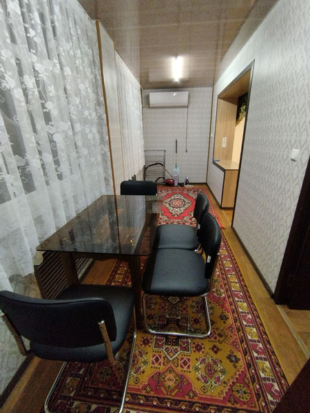 Метро Хамза 3/3/5