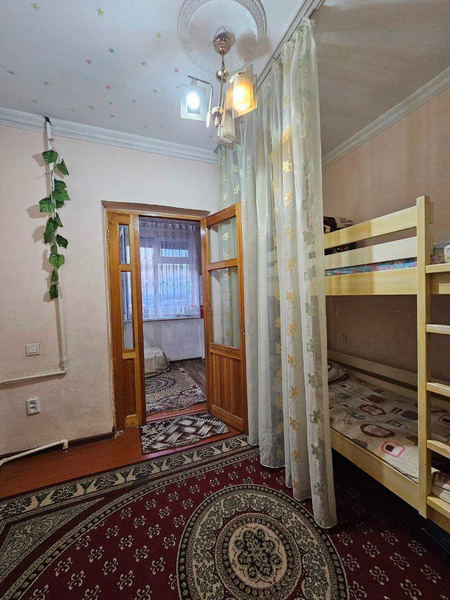Сергели 8А 2/7/9 срочно продам бал 2*6 Кв.м70 Хор. Ремонт + лифтовая