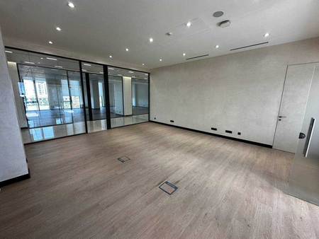 Аренда офиса 134 кв в бизнес центре Nova Plaza