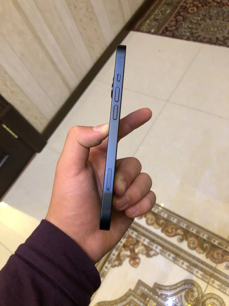 Срочно продается Iphone 13 128 гб