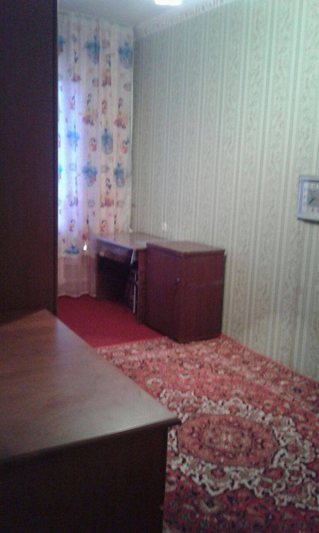 Кора камиш 2/4 Грилл бар корзинка 5 хона квартира срочна Сотилади