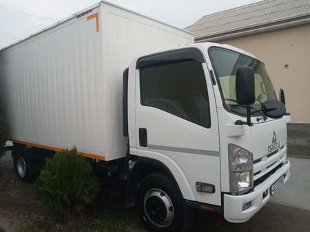Isuzu sotiladi senji yil 2015 xolati yaxshi