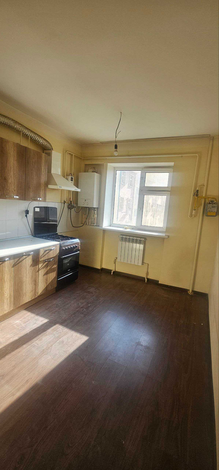 Srochniy Sergeli 8 hudud  2/4/7  57 m² Sotiladi Ipoteka ham bo\\\'ladi