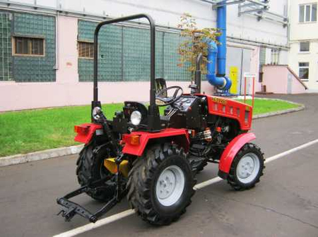 Traktor Belarus 321 yangi bolib tolashga beriladi