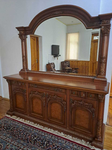 Мебель б/у в очень хорошем состоянии