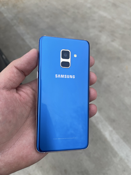 Samsung a8 32gb srochno