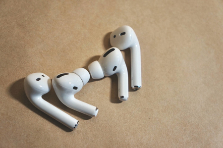 Airpods наушник левый/правый/1/2.1/2.2/pro/pro2/Цена  написано внутри/